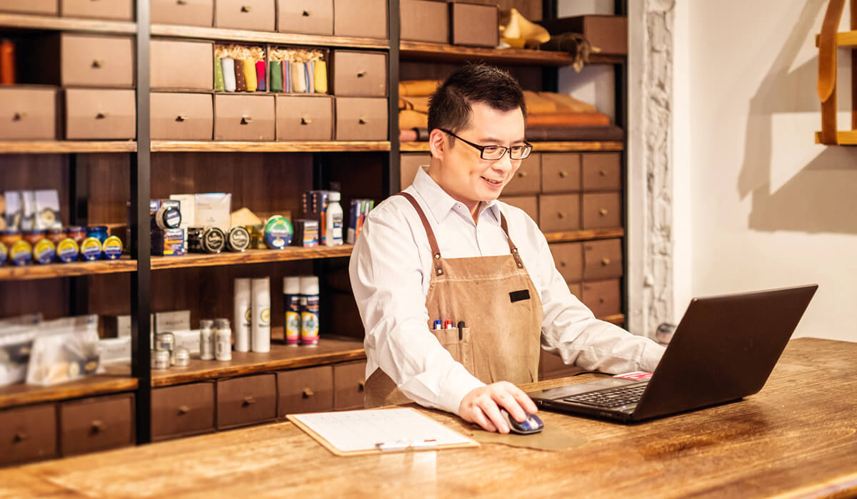 Overhead Insurance | Lussier